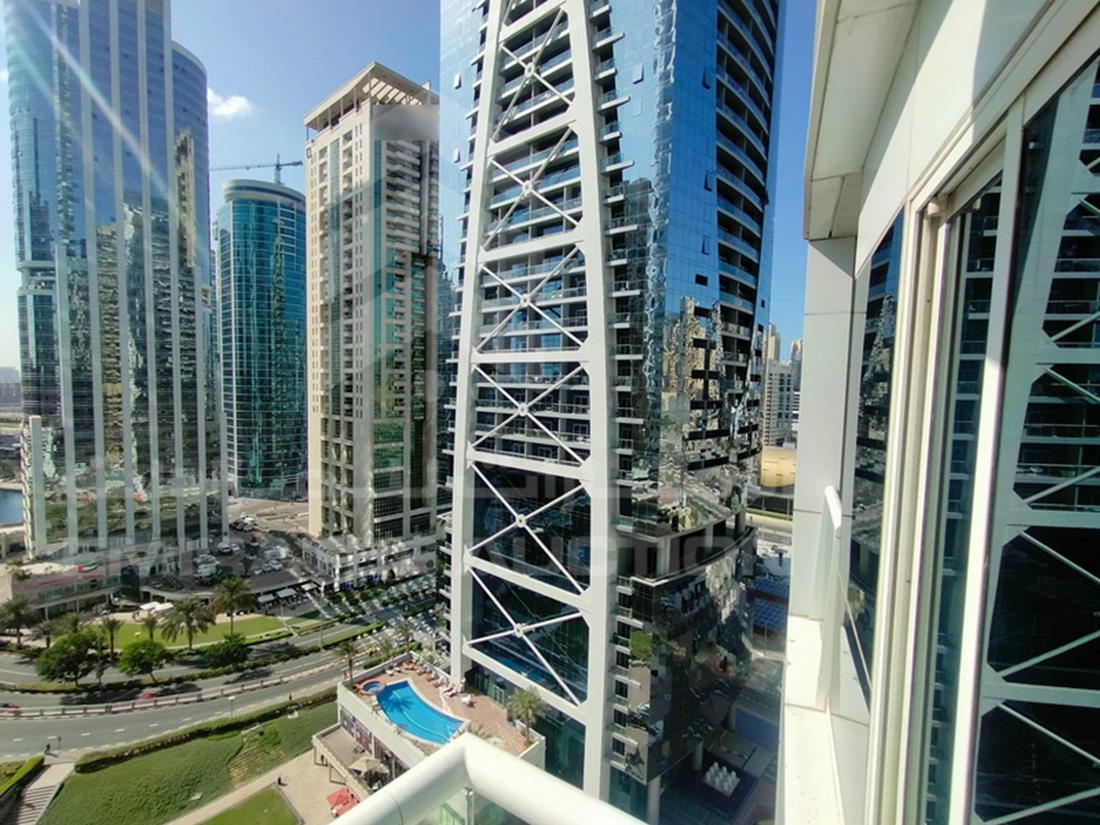 lake terrace - Apartment for sale in UAE - 16437 | Emirates Auction