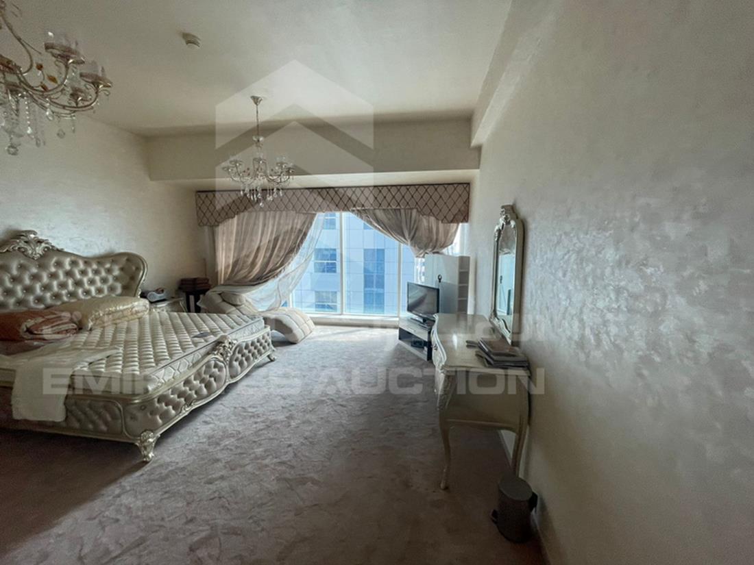 Emirates Crown Tower - Apartment for sale in UAE - 17858 | Emirates Auction