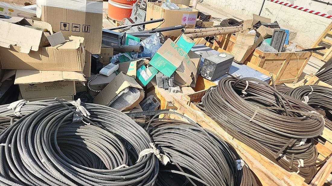Electrical, mechanical parts mix scrap for sale in UAE - 607754 ...