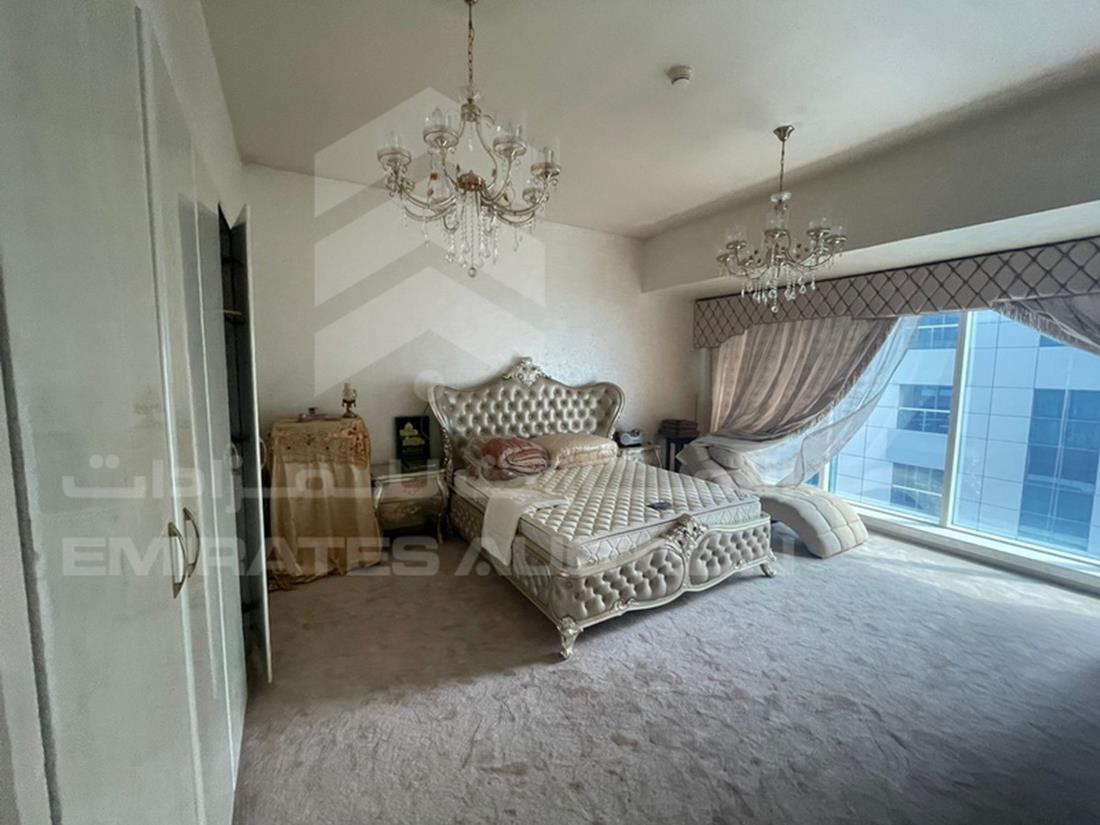 Emirates Crown Tower - Apartment for sale in UAE - 17858 | Emirates Auction