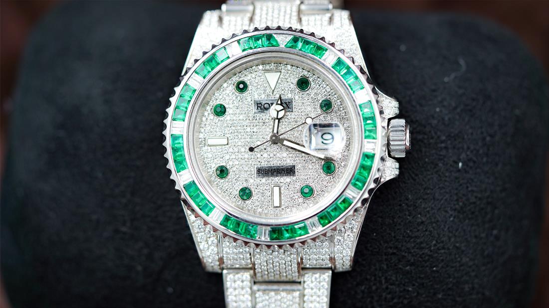 Rolex Watch for sale in UAE - 583710 | Emirates Auction
