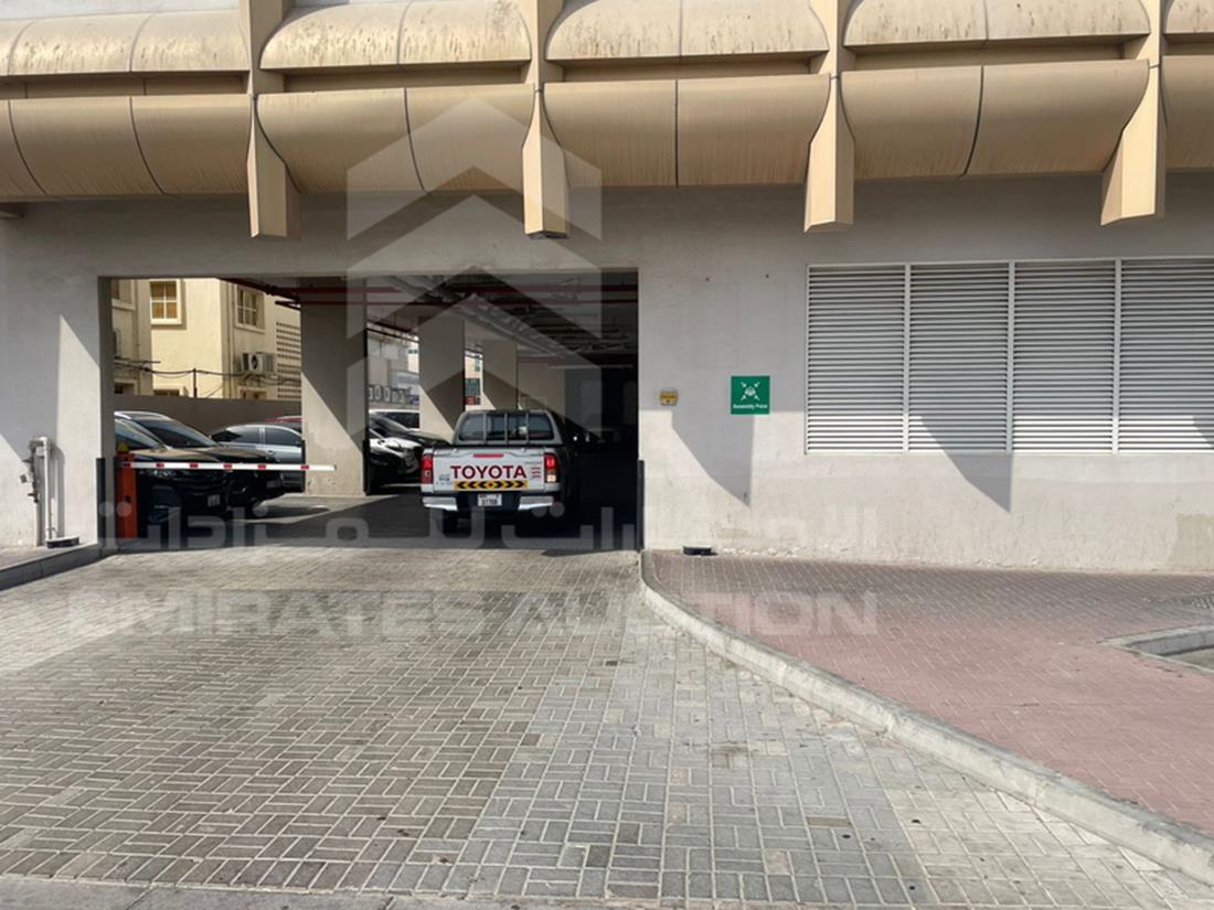 Residential Building for sale in UAE - 18359 | Emirates Auction