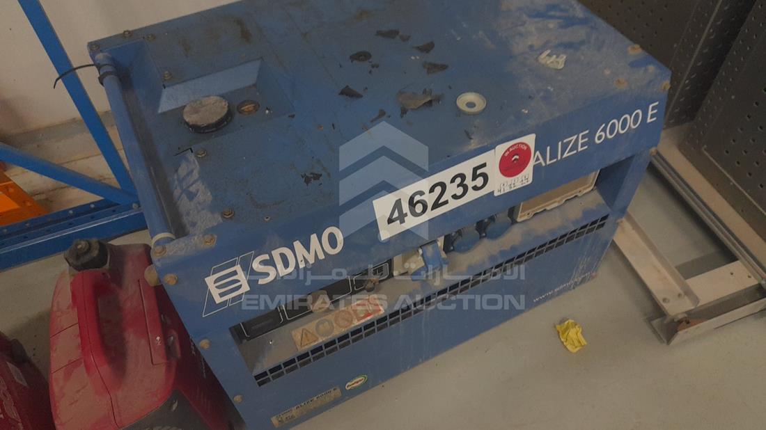 5 Generators للبيع في الامارات - 515980 | الإمارات للمزادات