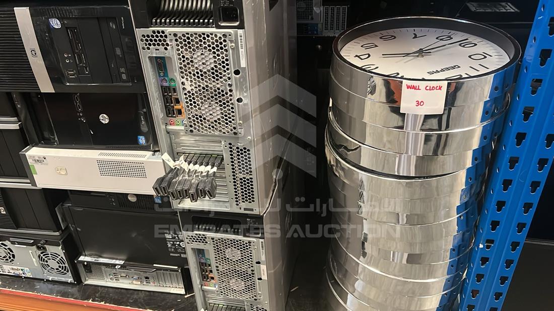 Computers and monitors for sale in UAE - 508956 | Emirates Auction