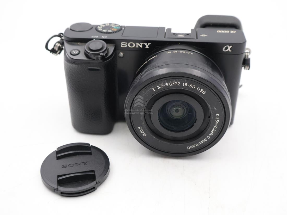 Camera for sale in UAE - 553986 | Emirates Auction