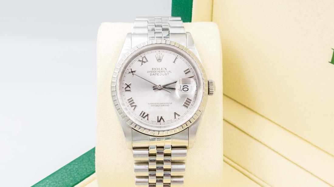 Rolex Watch for sale in UAE - 552995 | Emirates Auction