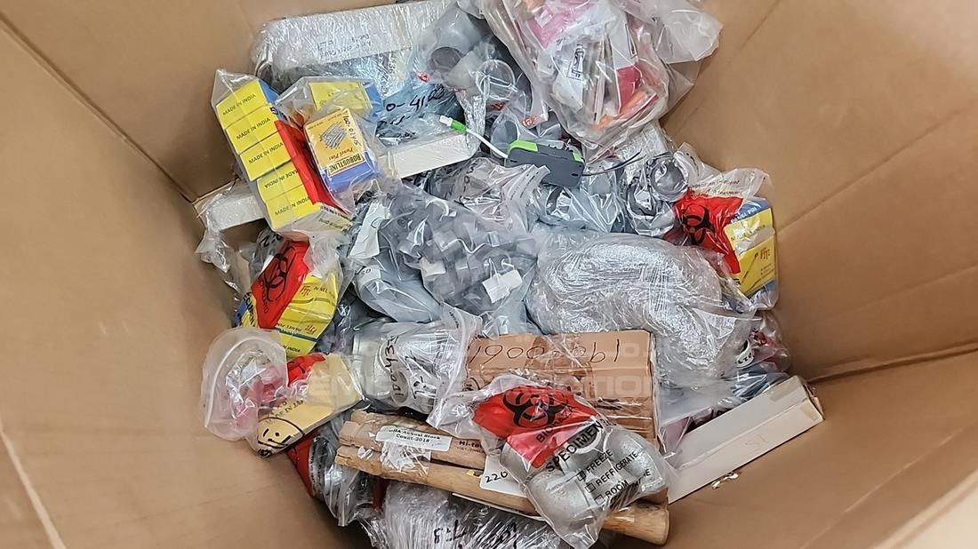 Miscellaneous Items for sale in UAE - 608715 | Emirates Auction