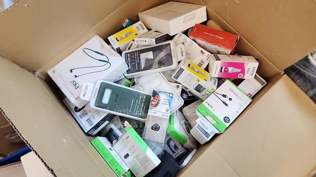 Electronic Devices for sale in UAE - 597825 | Emirates Auction