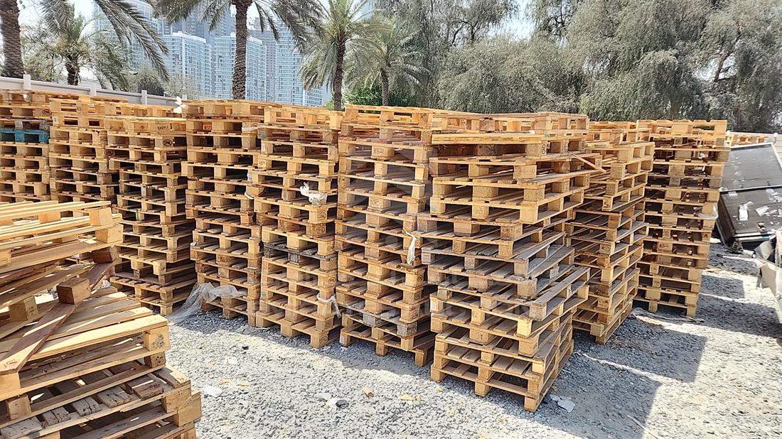 Wooden Pallets for sale in UAE - 550770 | Emirates Auction