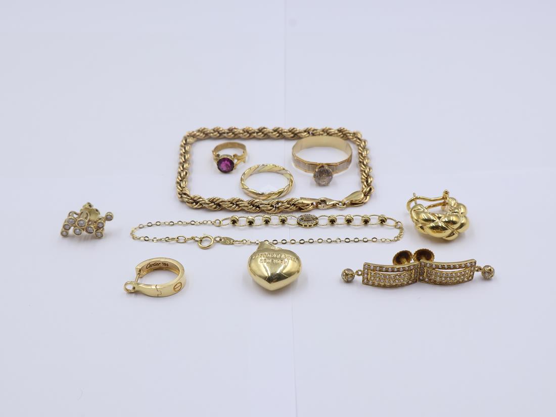 Golds for sale in UAE - 513890 | Emirates Auction