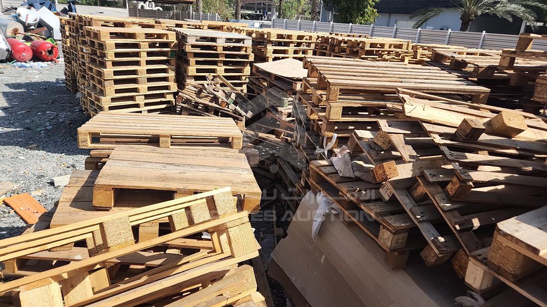 Wooden Pallets for sale in UAE - 533778 | Emirates Auction