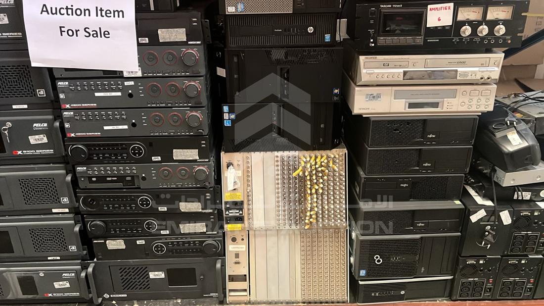 Computers and monitors for sale in UAE - 508956 | Emirates Auction