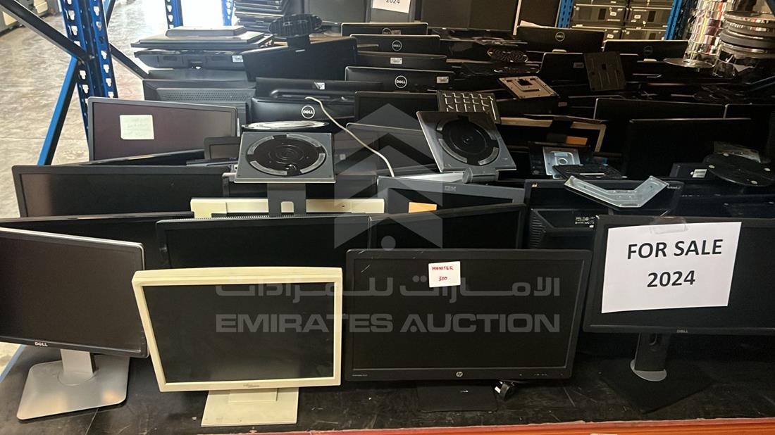 Computers and monitors for sale in UAE - 508956 | Emirates Auction