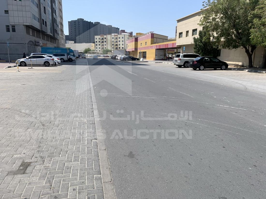 أرض مبنية للبيع في الامارات - 17465 | الإمارات للمزادات