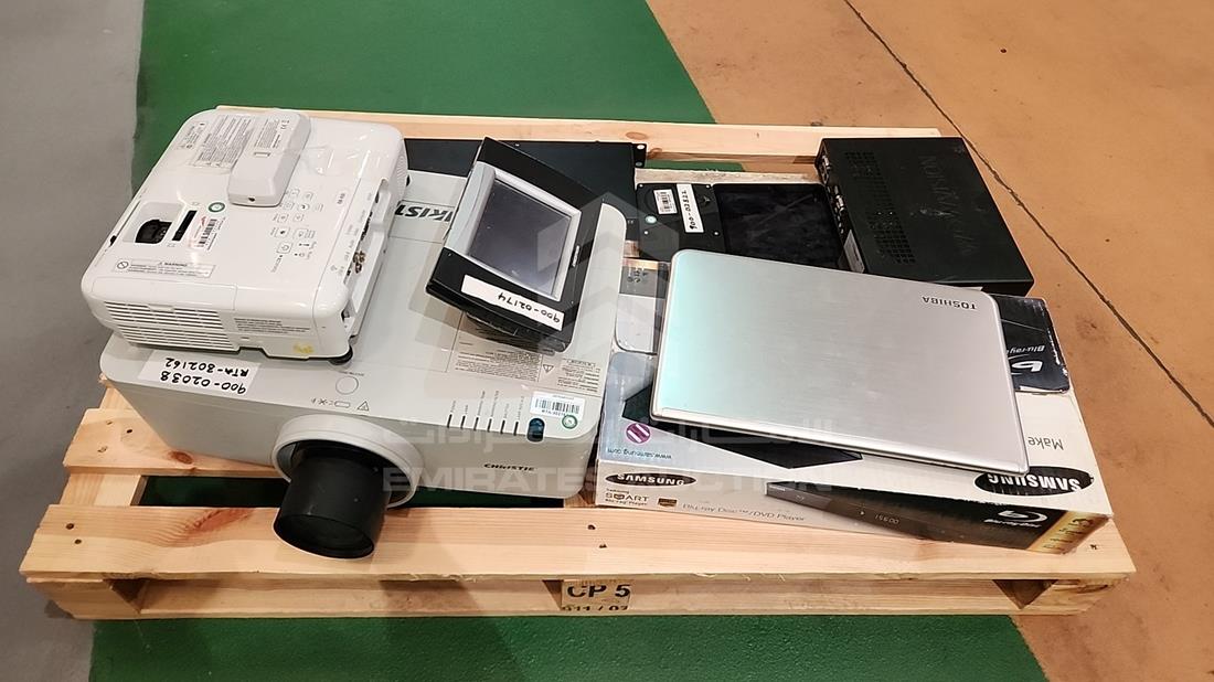IT equipment for sale in UAE - 602494 | Emirates Auction