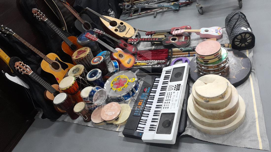 Various musical instruments for sale in UAE - 491475 | Emirates Auction