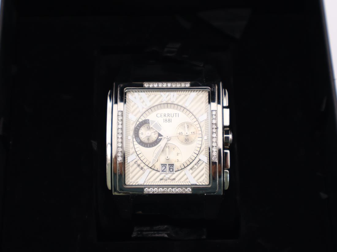 Watches for sale in UAE - 540292 | Emirates Auction