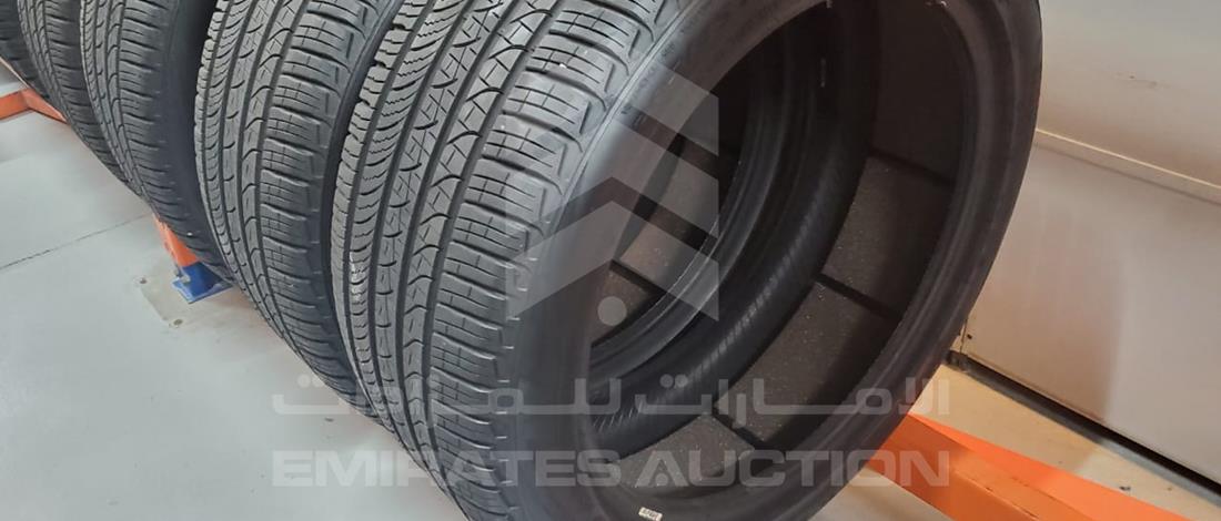 Tires and rims for sale in UAE - 560929 | Emirates Auction