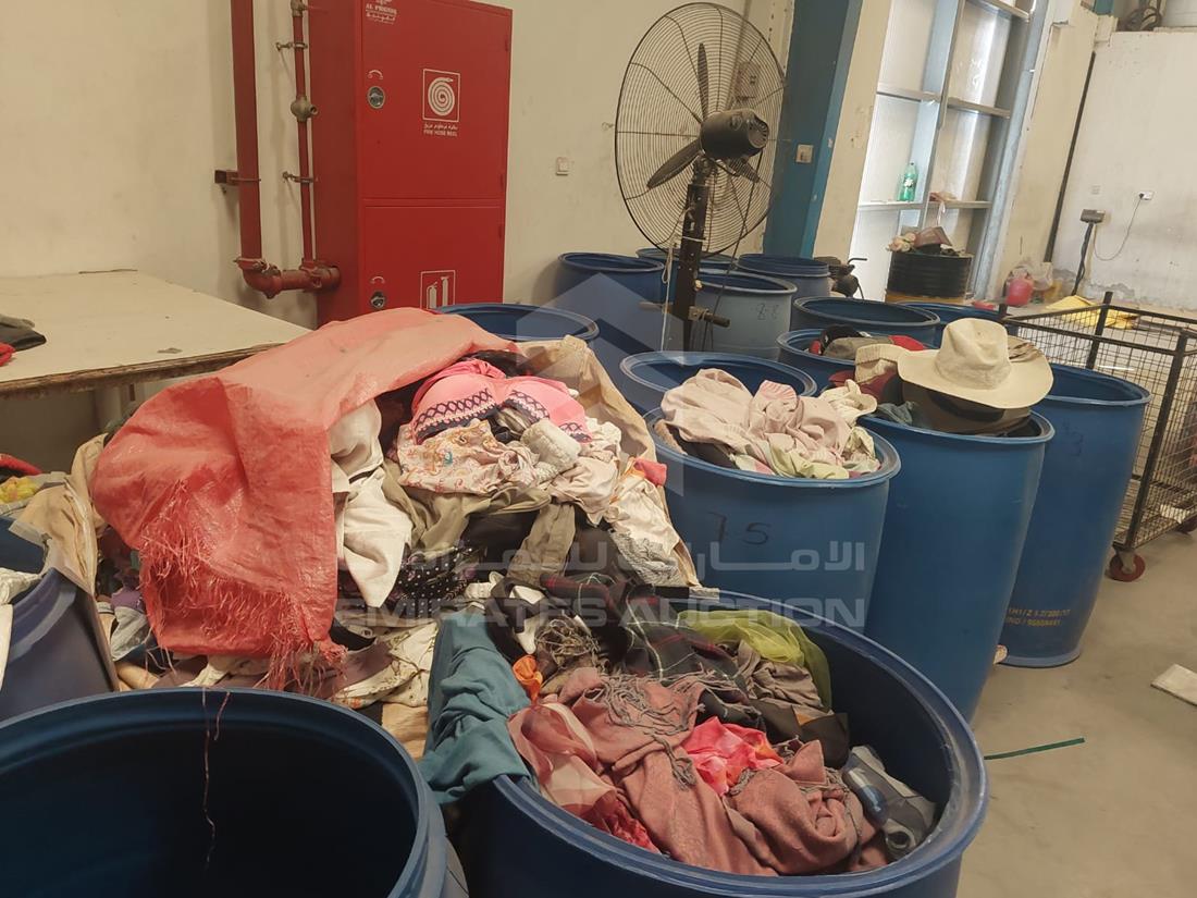 Clothes+Furniture and Miscellaneous items for sale in UAE - 559458 ...