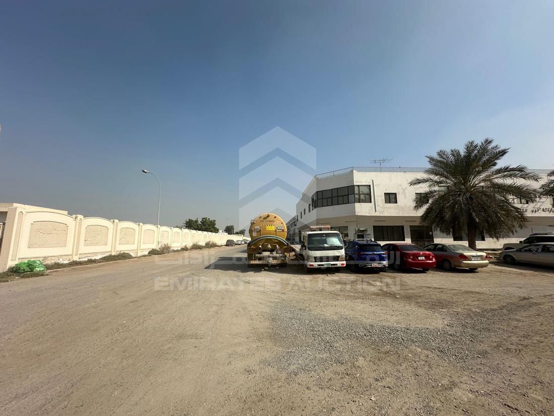 Building and Warehouse for sale in UAE - 16313 | Emirates Auction