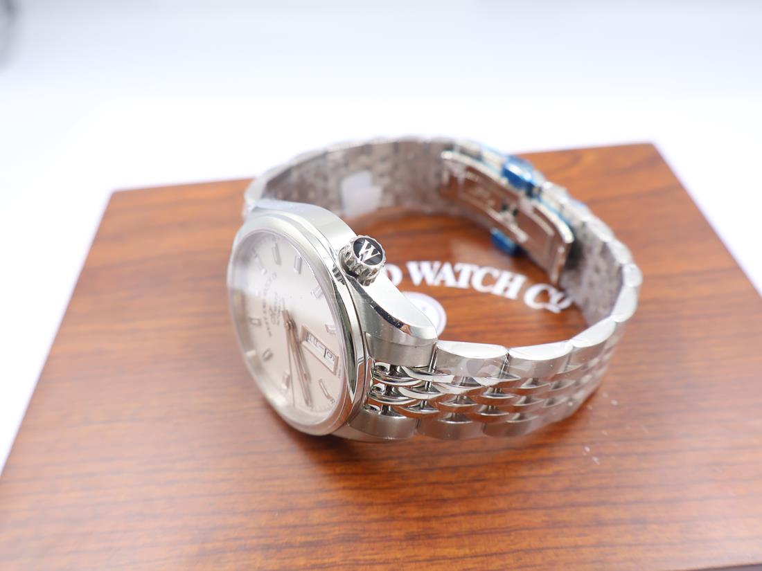 Watches for sale in UAE - 540347 | Emirates Auction