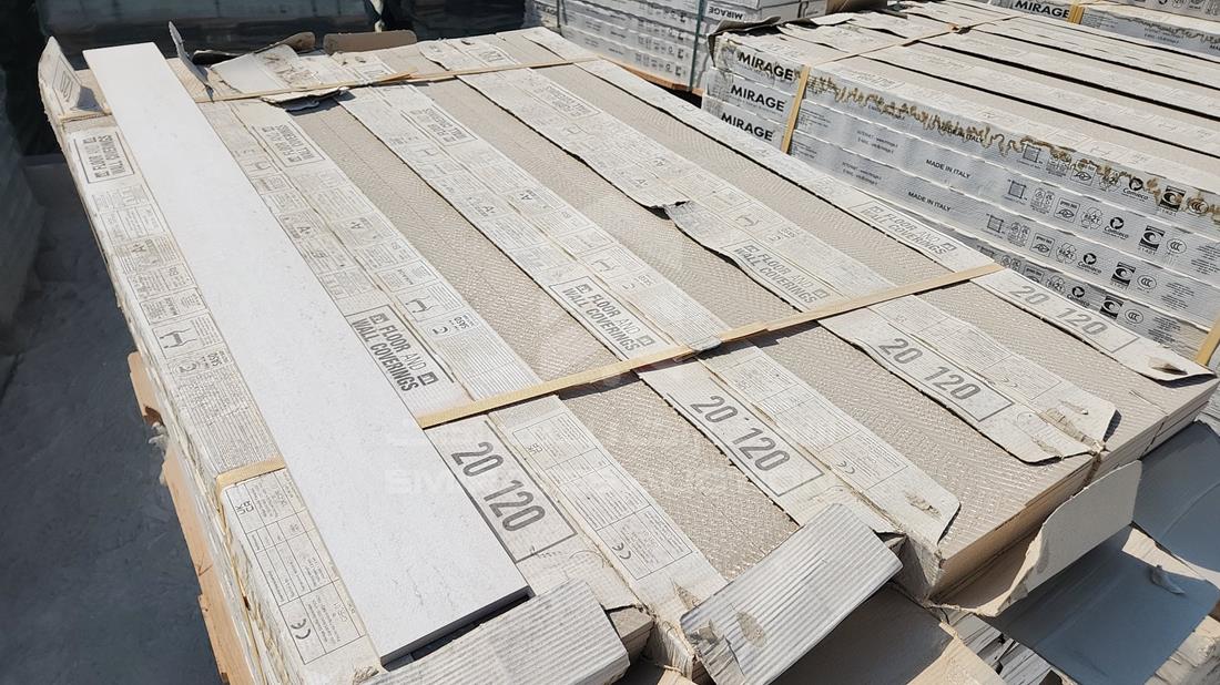 Porcelain for sale in UAE - 603961 | Emirates Auction