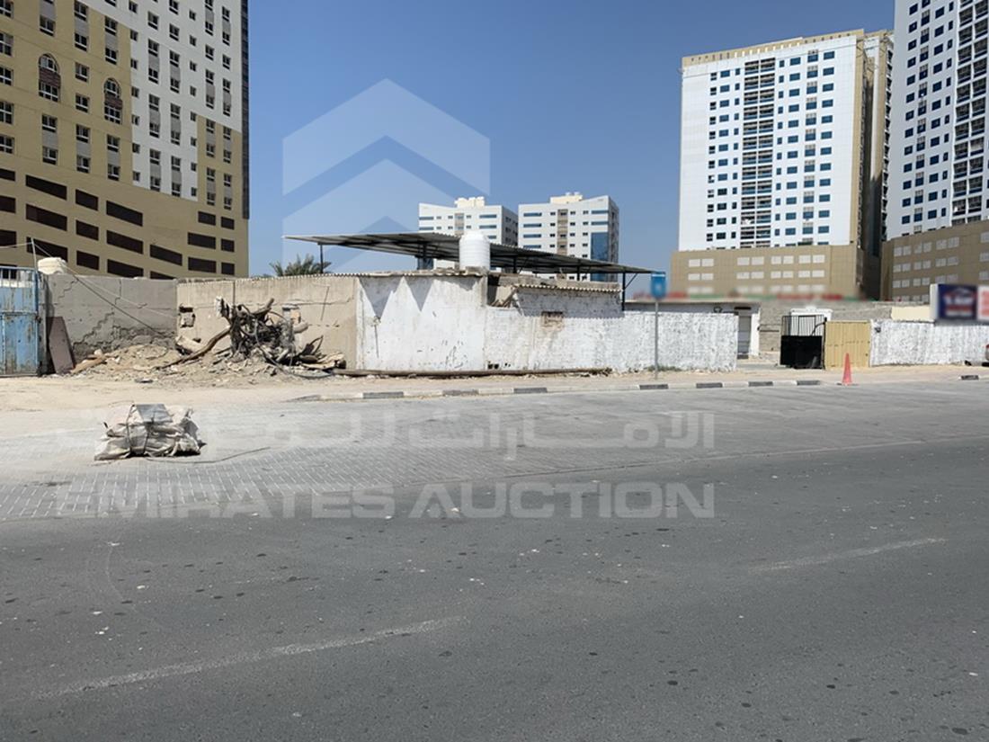 أرض مبنية للبيع في الامارات - 17465 | الإمارات للمزادات