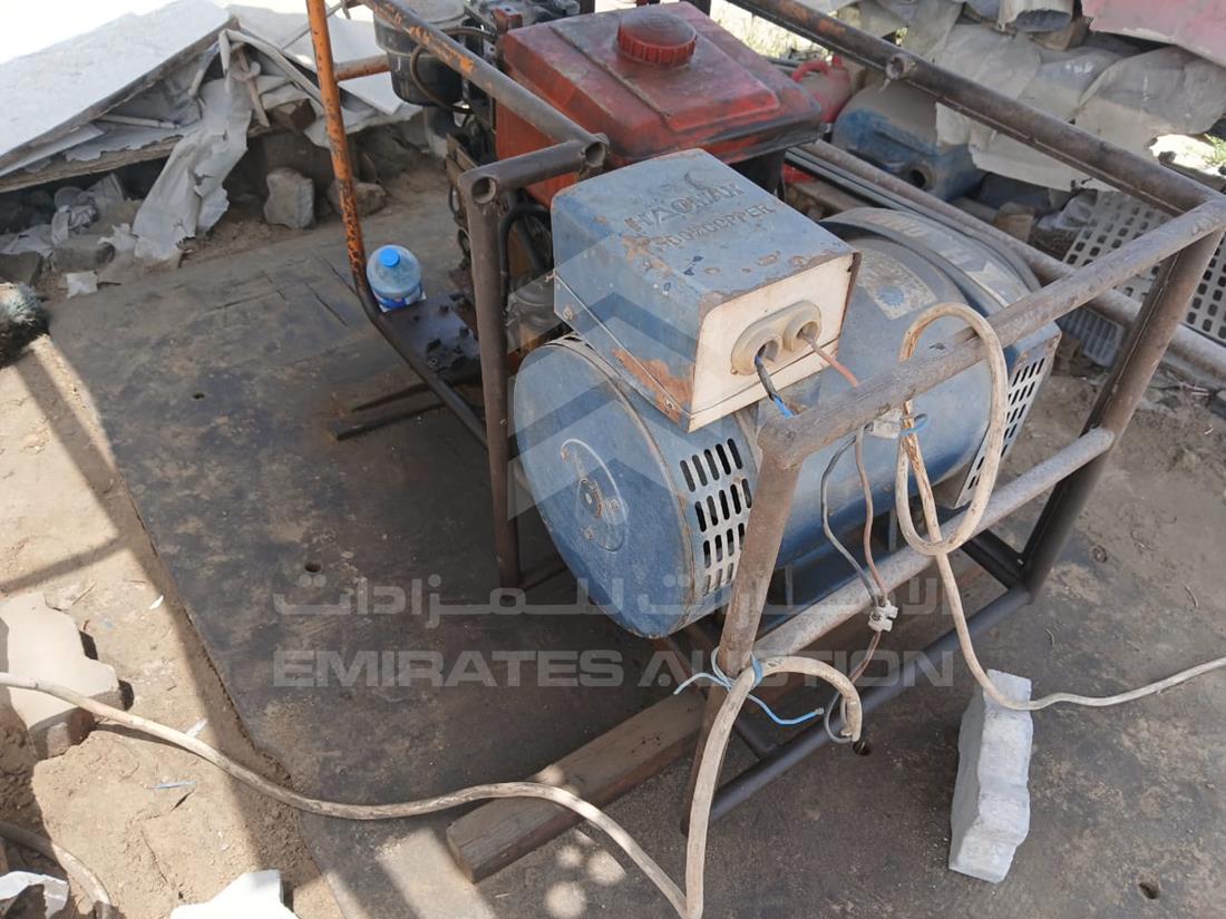 Compressor+ bunch of iron for sale in UAE - 554334 | Emirates Auction