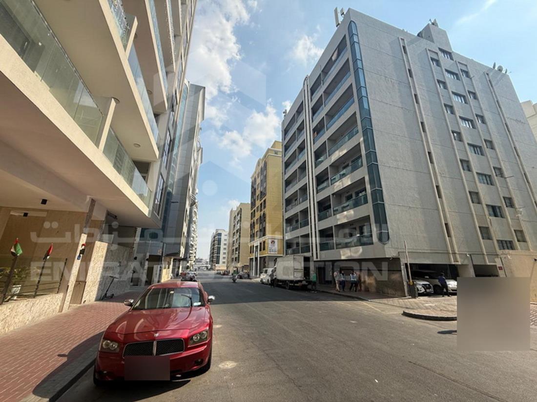 Residential Building for sale in UAE - 19568 | Emirates Auction