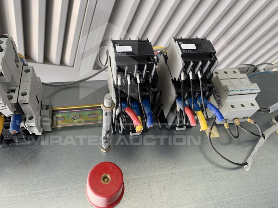 Electrical equipment for sale in UAE - 607925 | Emirates Auction