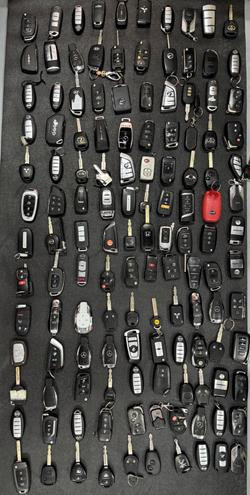 Various Keys for sale for sale in UAE - 553740 | Emirates Auction