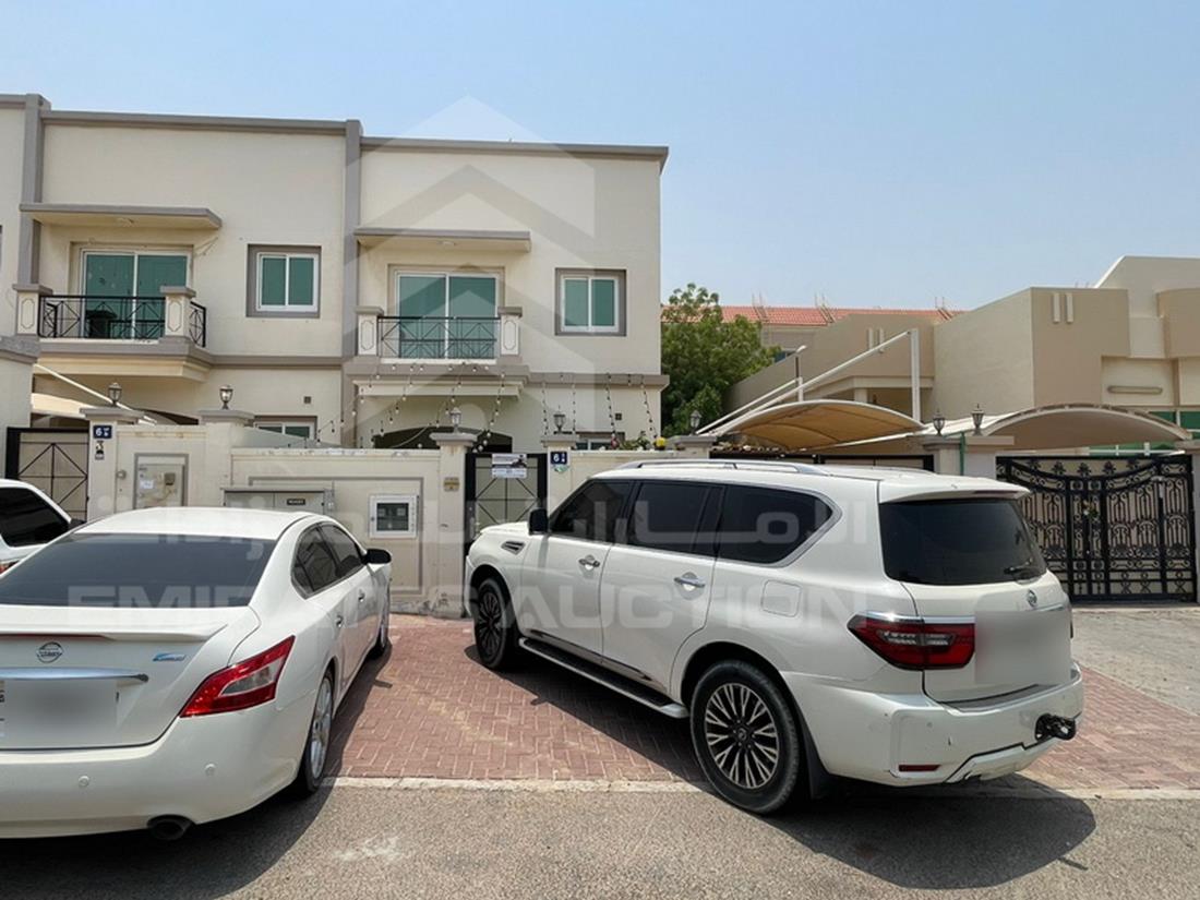 Compound Villas for sale in UAE - 20058 | Emirates Auction