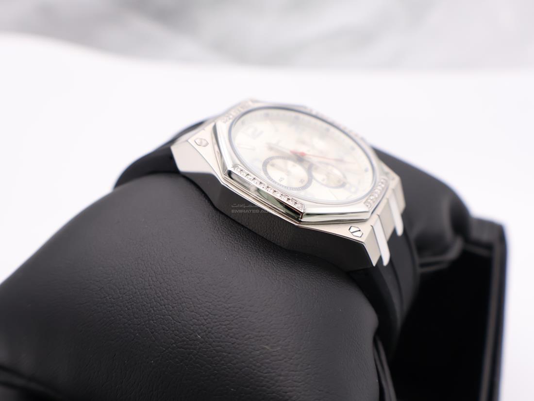 Watches for sale in UAE - 552877 | Emirates Auction